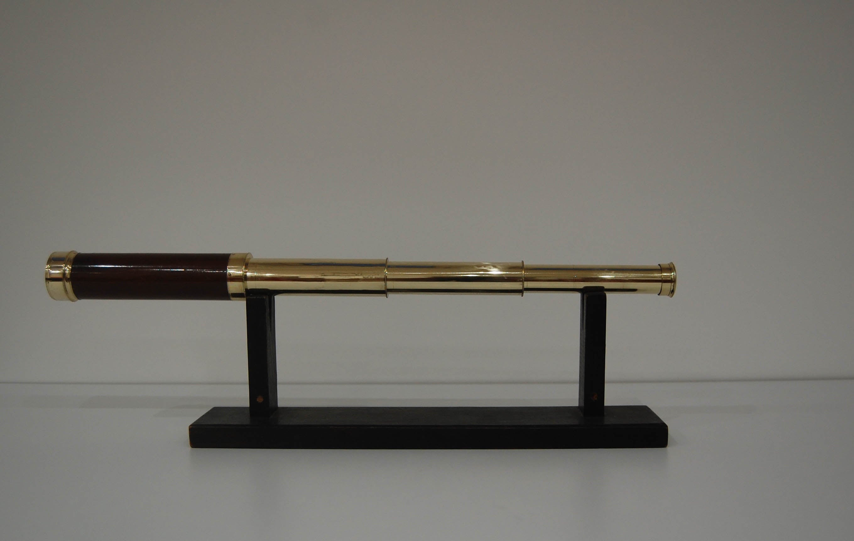Small George III Three Draw Telescope by Matthew Berge (Late Ramsden ...