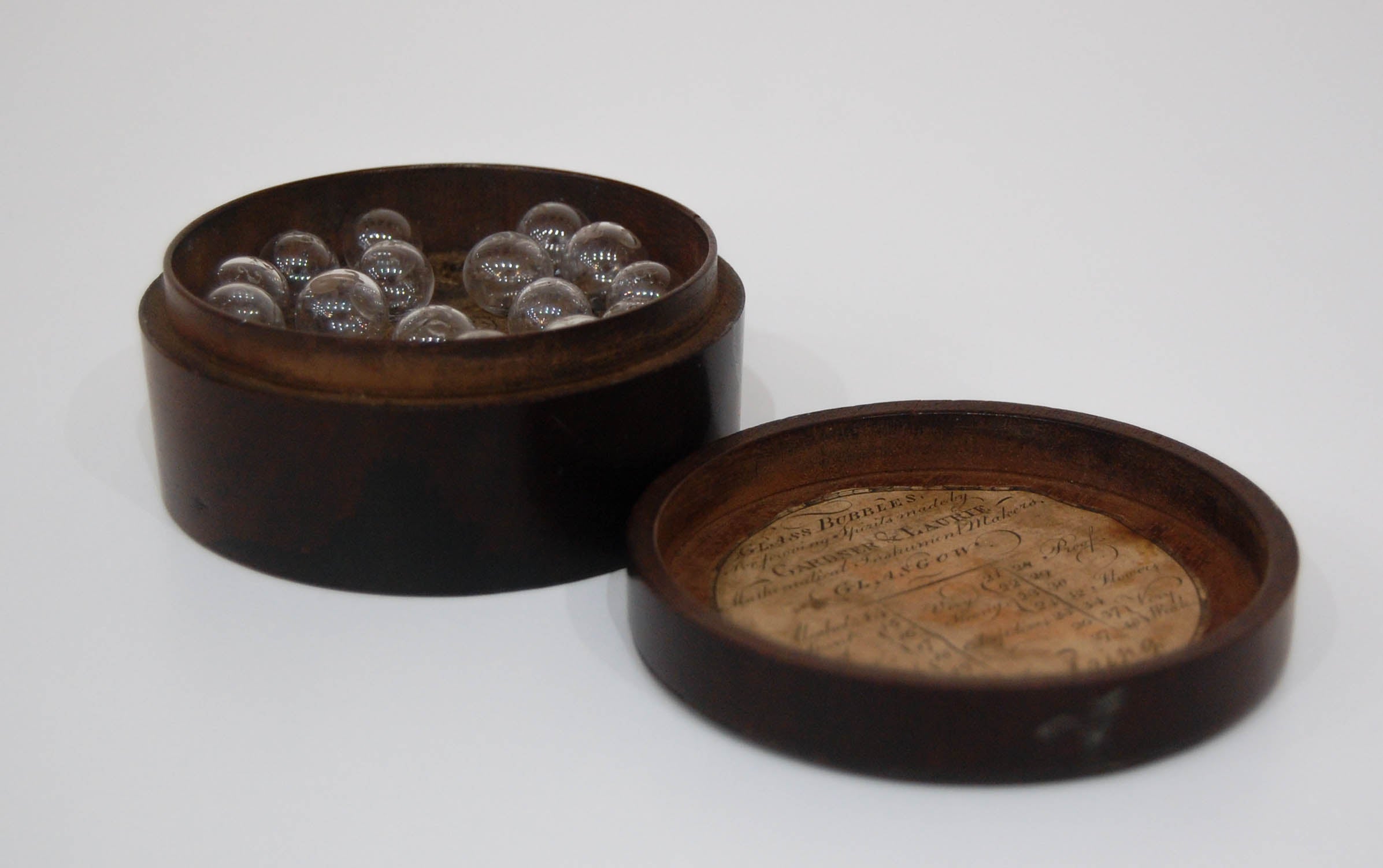 Eighteenth Century Hydrostatic Bubbles by Gardner & Laurie Glasgow ...