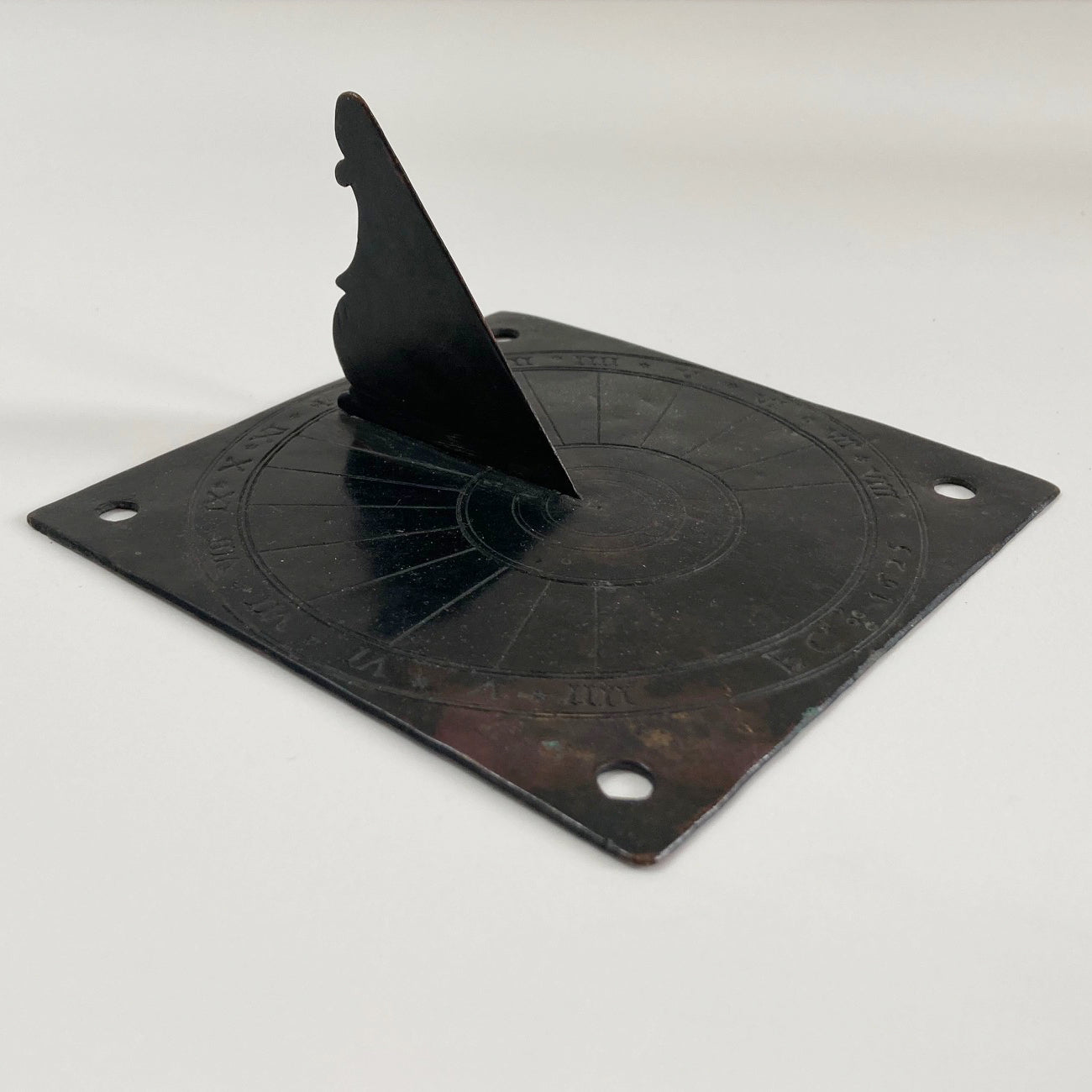 Early Seventeenth Century Charles I Period Horizontal Sun Dial - 1625 ...