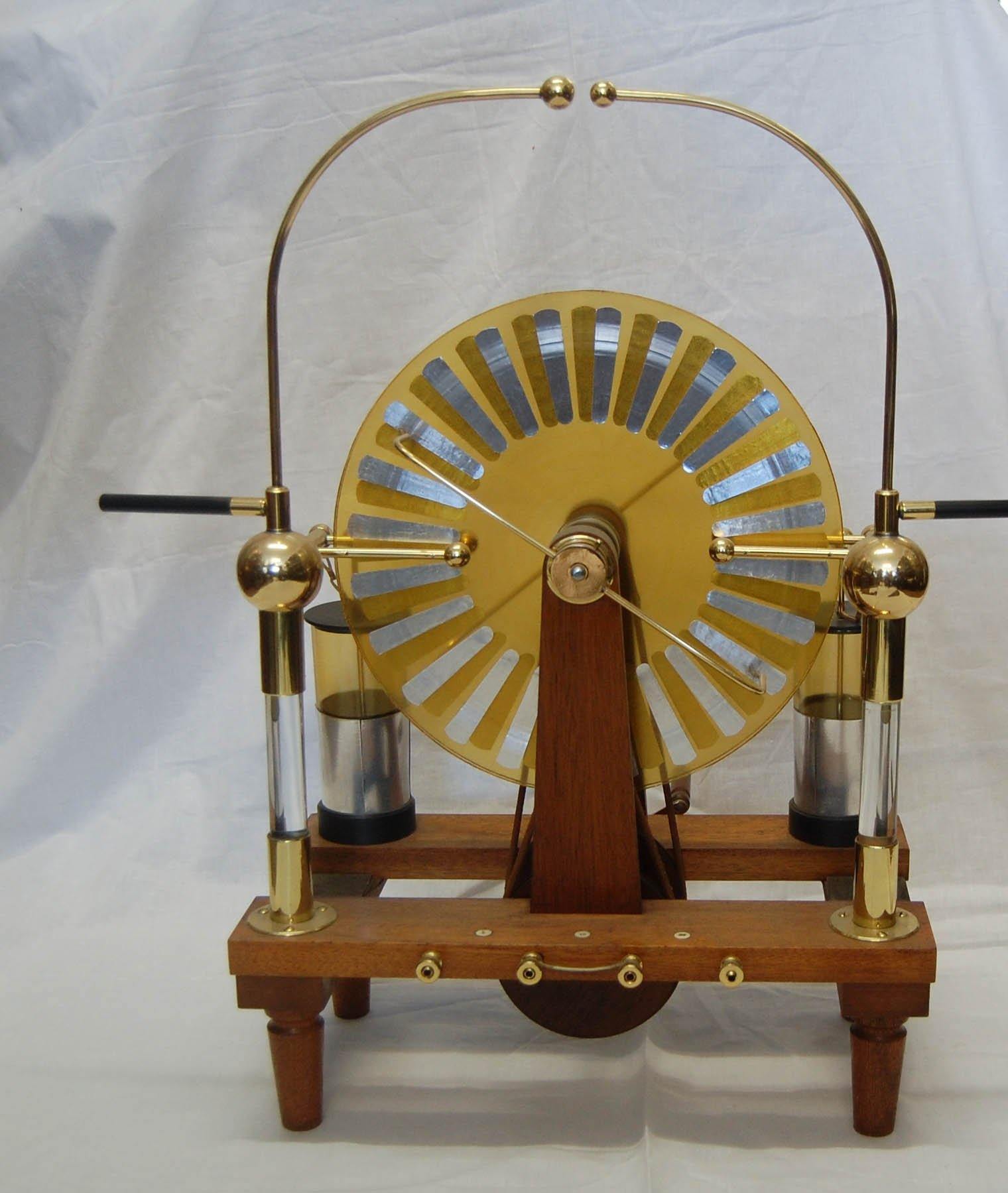 An Early Twentieth Century Wimshurst Machine – Jason Clarke Antiques
