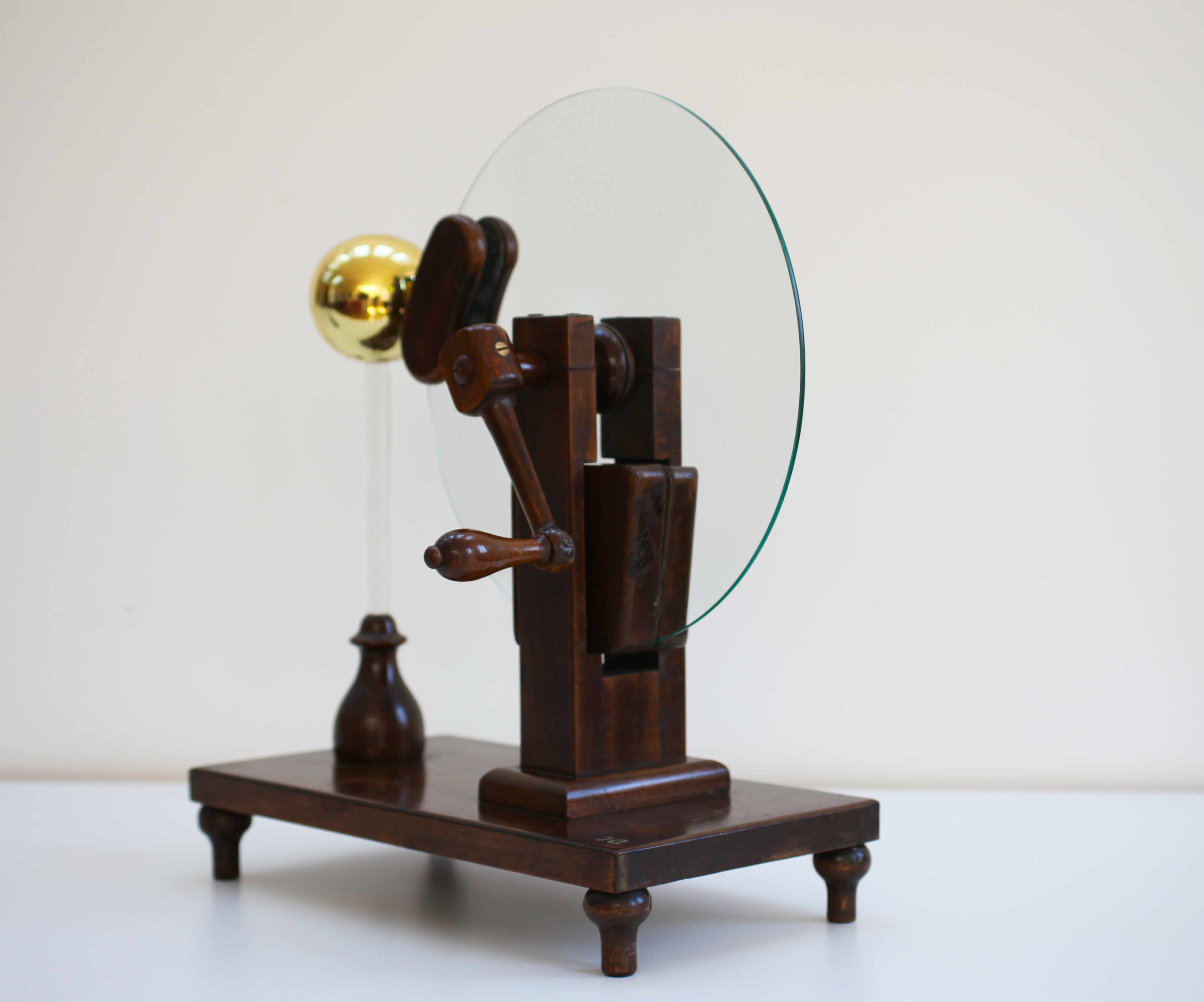 Early Victorian Winters Type Friction Electrostatic Machine – Jason ...